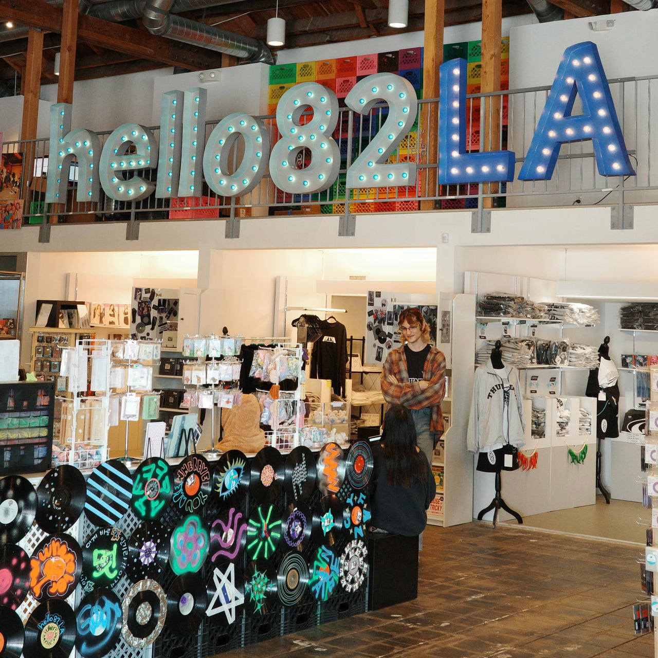 hello82 LA – hello82.shop